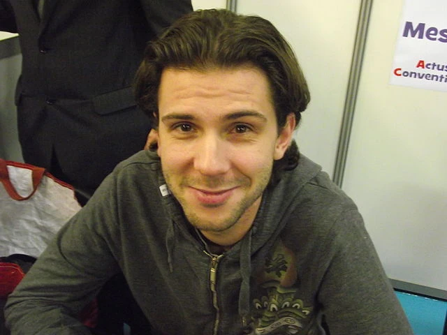 Donald Reignoux | Twa Wiki | Fandom