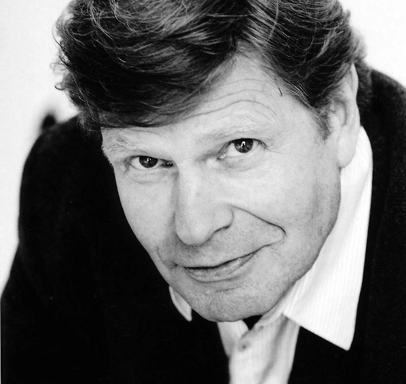 Walter von Hauff | Twa Wiki | Fandom