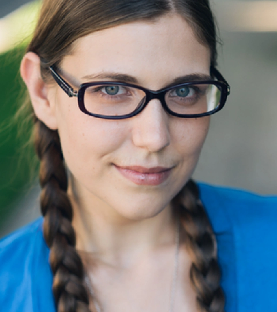 Laura Post | Twa Wiki | Fandom