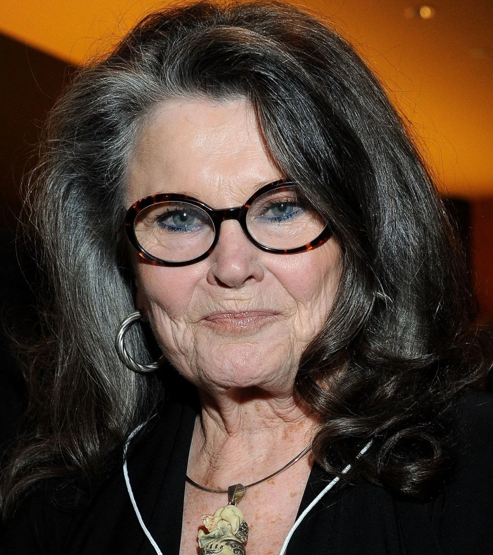 Sally Stevens | Twa Wiki | Fandom