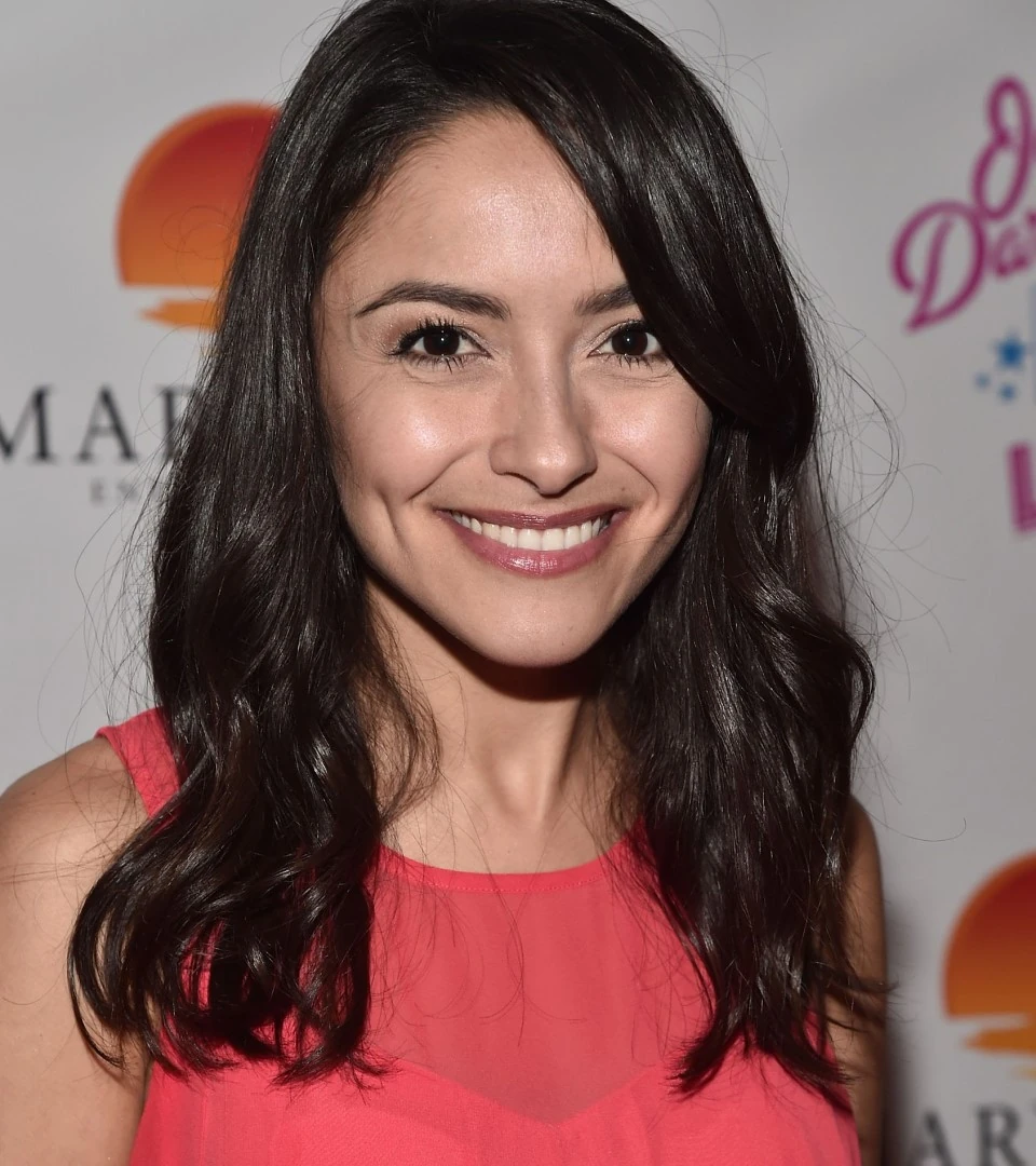 Myrna Velasco | Twa Wiki | Fandom