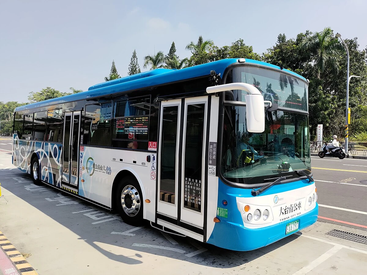 RAC RACE150(大型電動車)(興南) | TWBusforum Wiki | Fandom