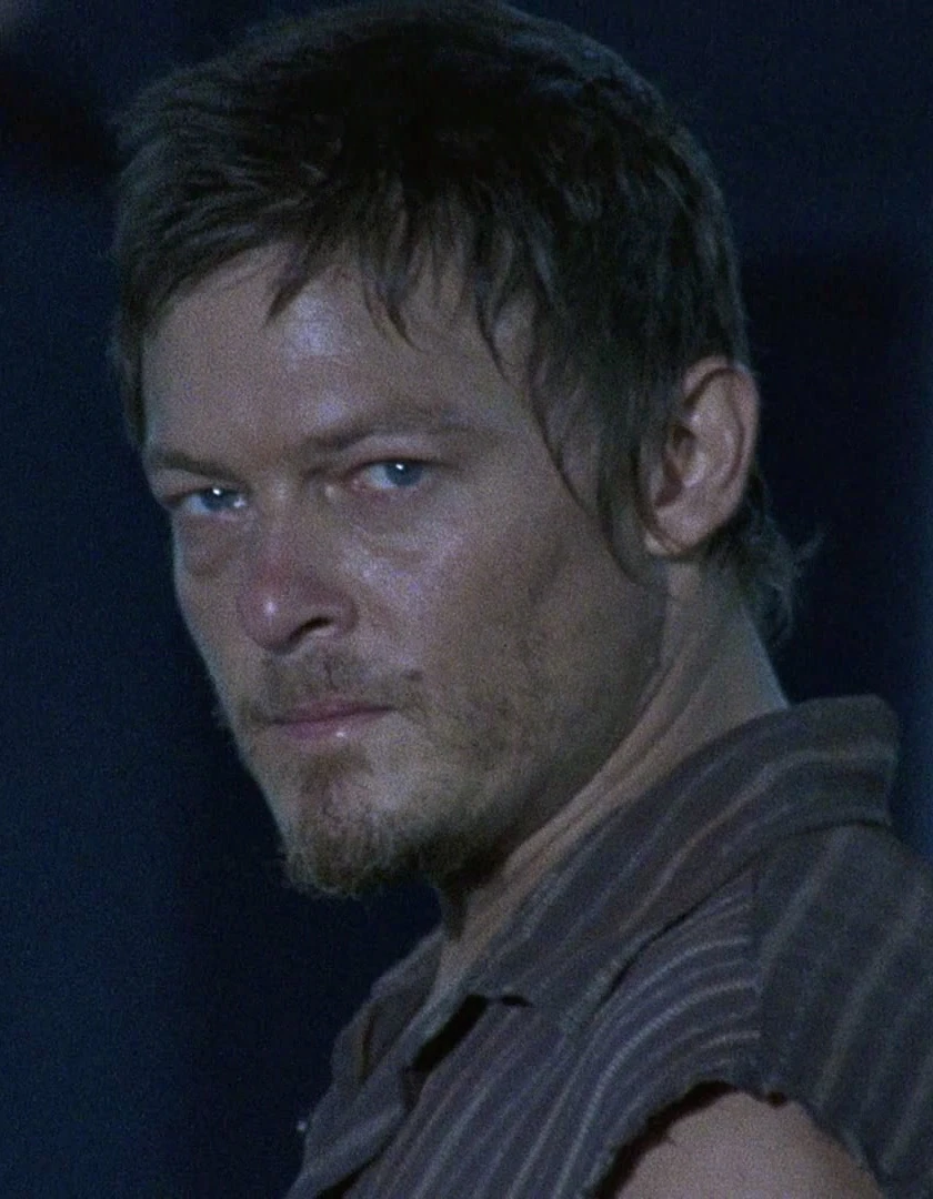 Daryl Walking Dead Season 2