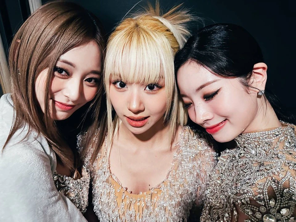 School Meal Club | Twice Wiki | Fandom