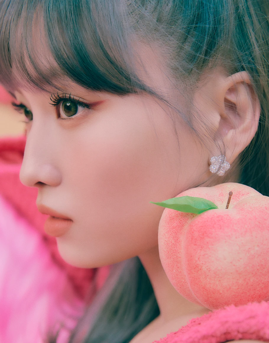 Momo | Twice Wiki | Fandom