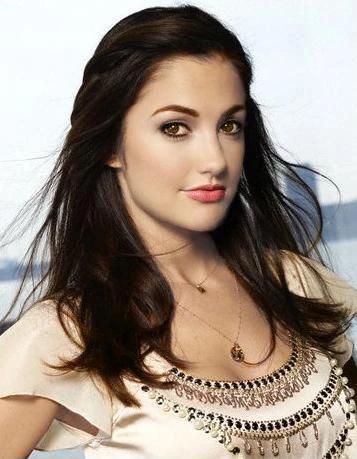 Midea | The Twilight Fanon Wiki | Fandom