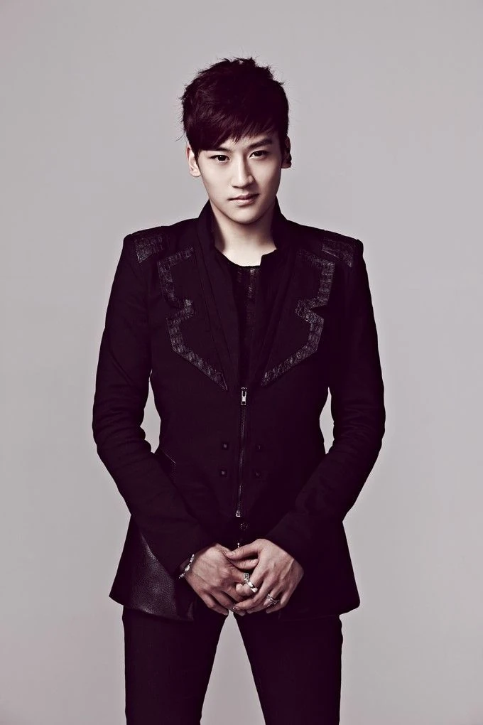 Silas Chen | The Twilight Fanon Wiki | Fandom