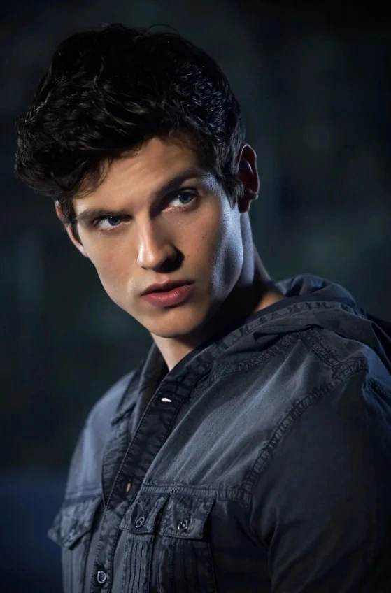 Isaac Lahey | Twilight Sparkle and Danny Phantom's Multiverse Wiki | Fandom