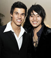 Gallery:Justin Chon | Twilight Saga Wiki | Fandom