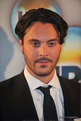 Jack Huston | Wiki Twilight | Fandom