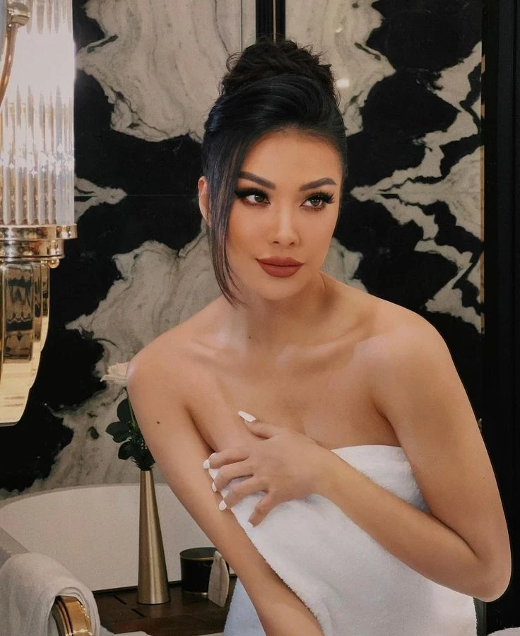 Kris Carrera | Ana Huang Universe | Fandom