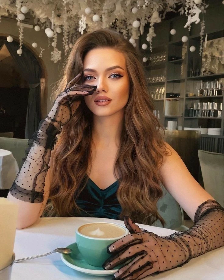 Alessandra Davenport | Twisted Series Wiki | Fandom