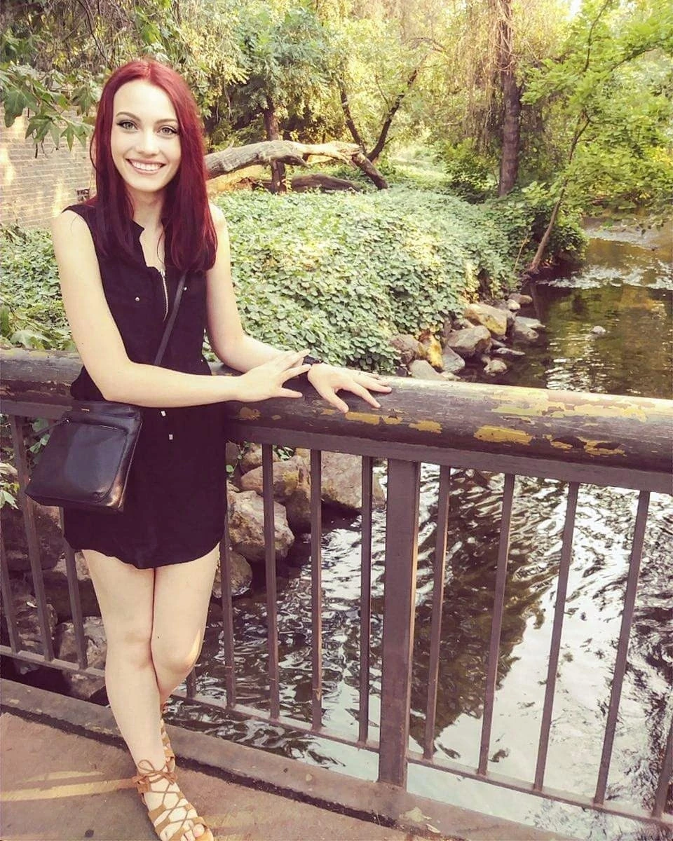 The alpha queen - Streamerpedia