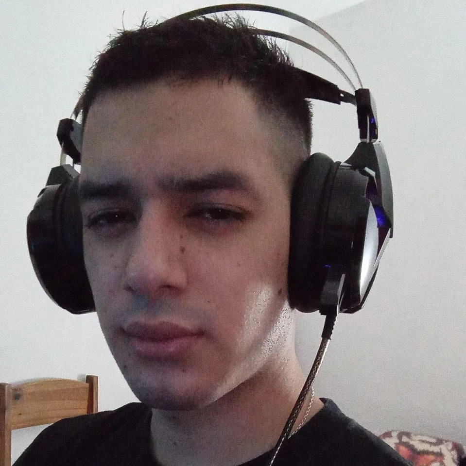 CrisBritos12 - Streamerpedia