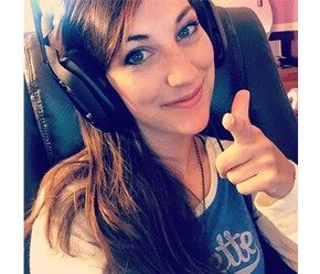 StrwbryShrtKate - Streamerpedia