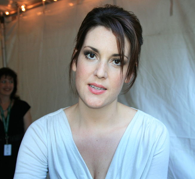Melanie Lynskey | Two and a half men Wiki | Fandom