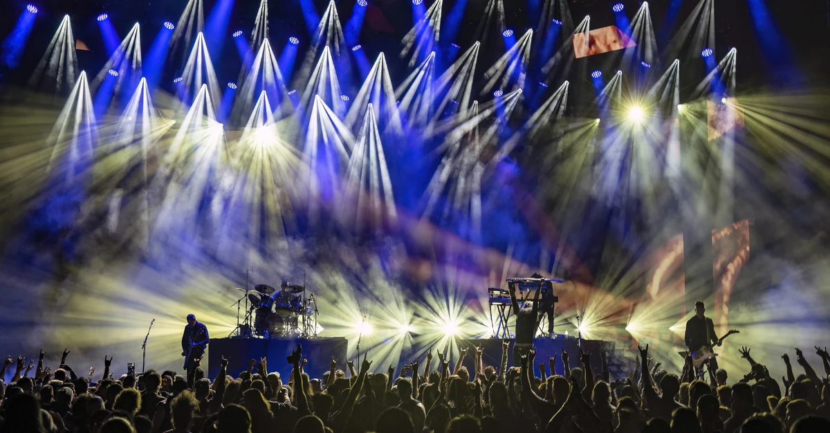 Live on Two Legs | The Pink Switchblade Wiki | Fandom