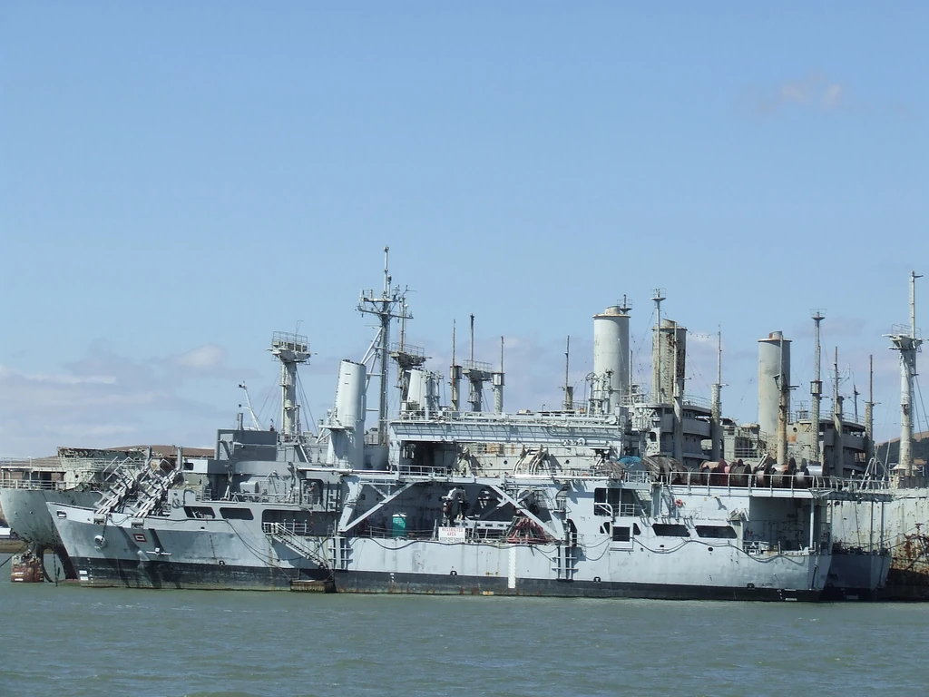 USS Pigeon (ASR-21) | U-Boot Wiki | Fandom