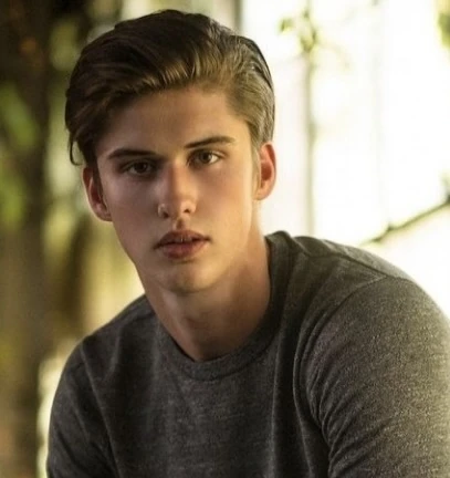 Hunter Zolomon V | UALCA Wiki | Fandom