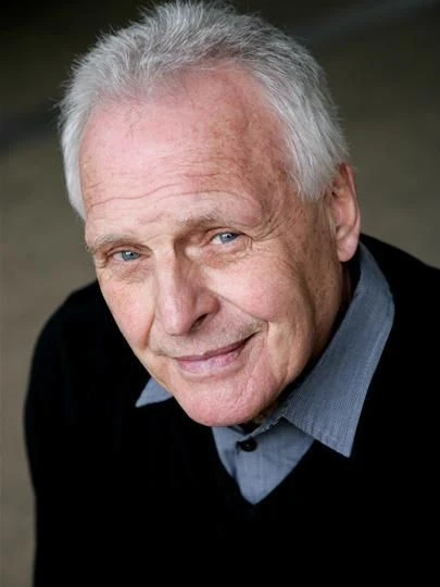 Pete Beale | UK Soap Crossovers Wiki | Fandom
