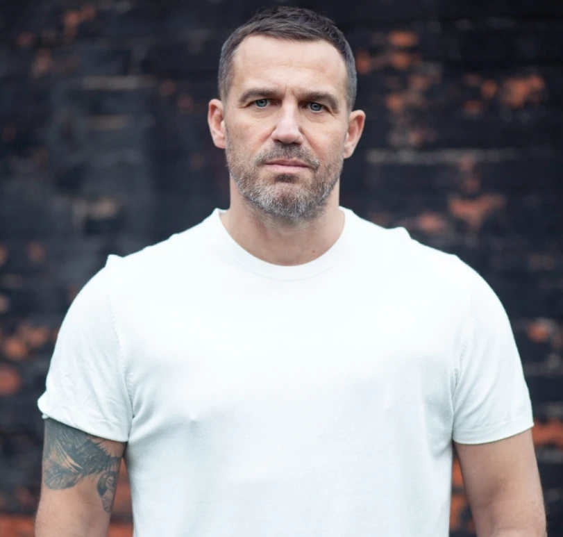 Warren Fox | UK Soap Opera Profile Wiki | Fandom