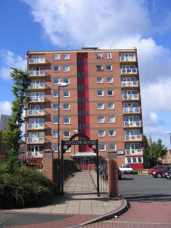 Cantlow House | UK Housing Wiki | Fandom