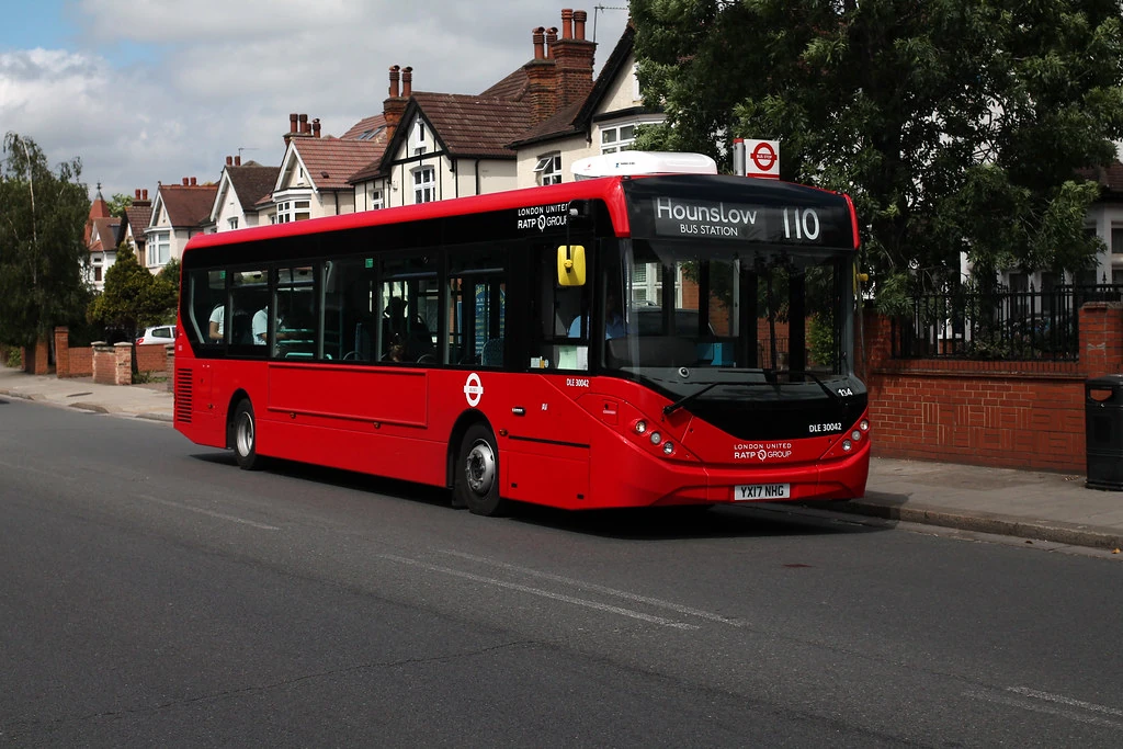 London Buses route 110 | UK Transport Wiki | Fandom
