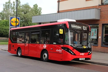 London Buses route E11 | UK Transport Wiki | Fandom