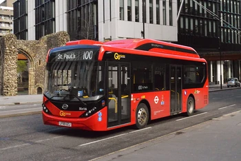 London Buses route 100 | UK Transport Wiki | Fandom