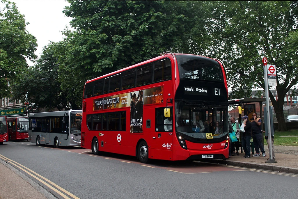 London Buses route E1 | UK Transport Wiki | Fandom
