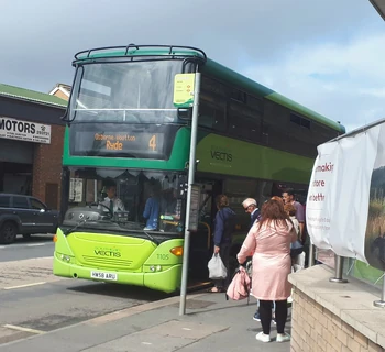Southern Vectis: Route 4 | UK Transport Wiki | Fandom