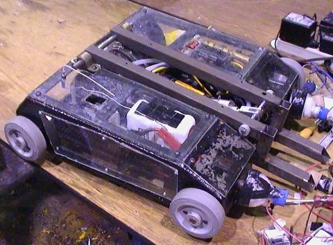 Manic Aggressive | Ultimate Robot Archive Wikia | Fandom