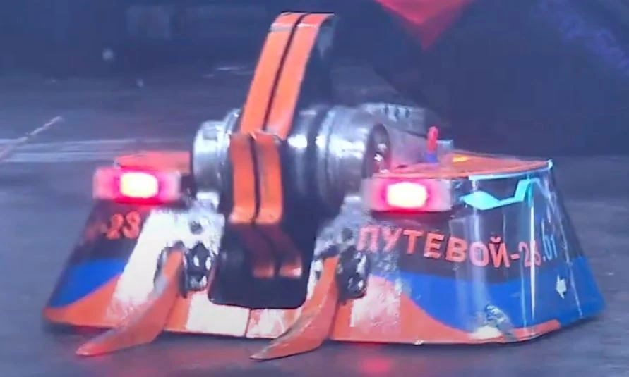 Putevoy | Ultimate Robot Archive Wikia | Fandom