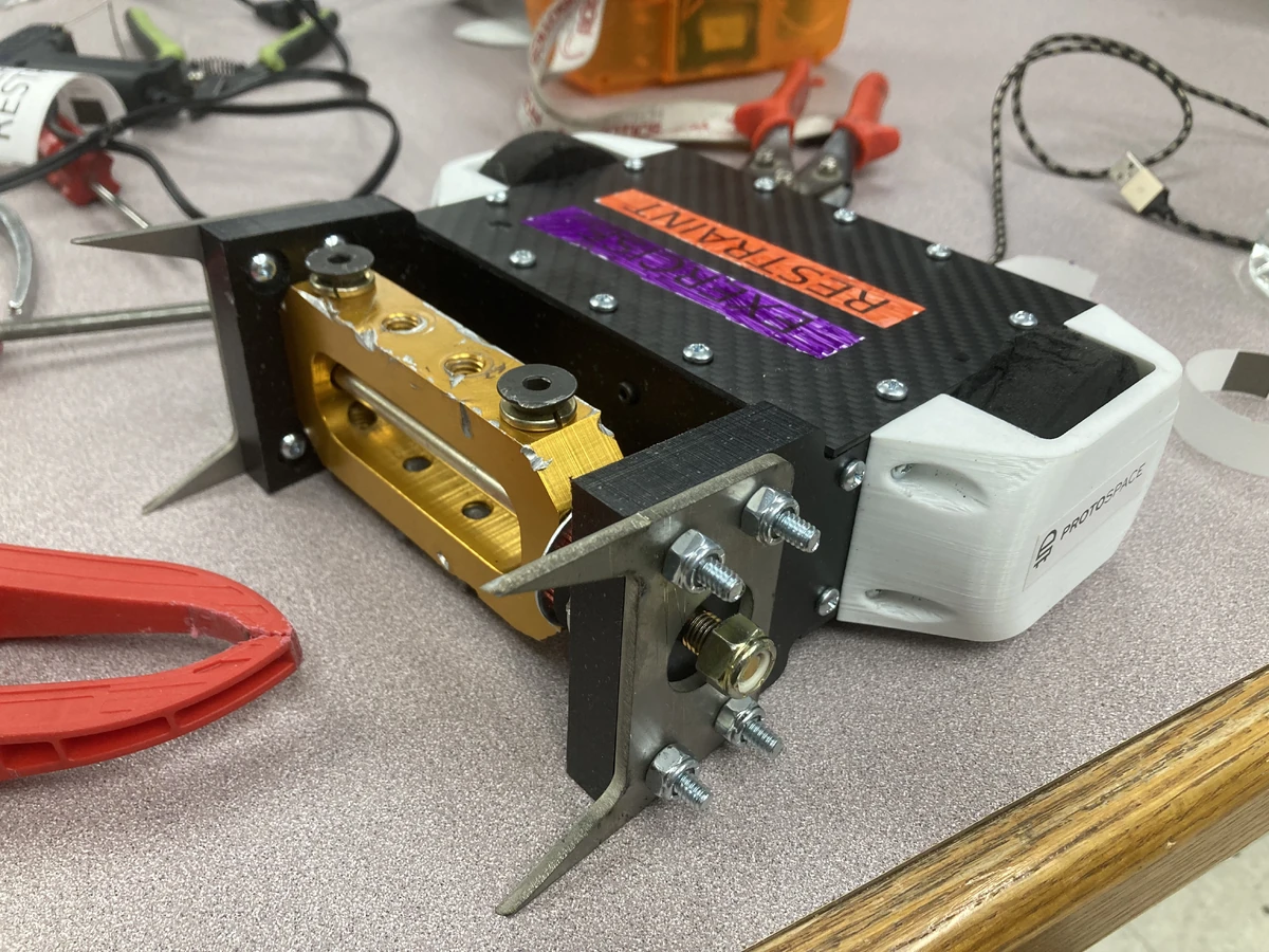 EXERCISE RESTRAINT | Ultimate Robot Archive Wikia | Fandom