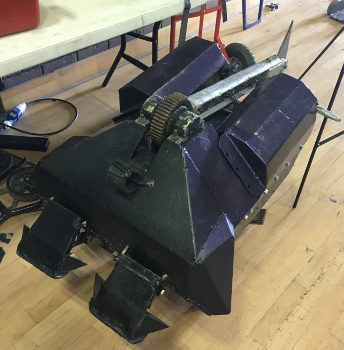 Titan (UK) | Ultimate Robot Archive Wikia | Fandom