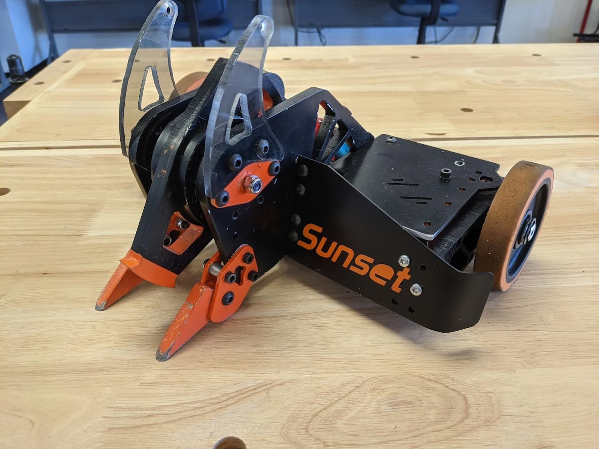 Sunset | Ultimate Robot Archive Wikia | Fandom