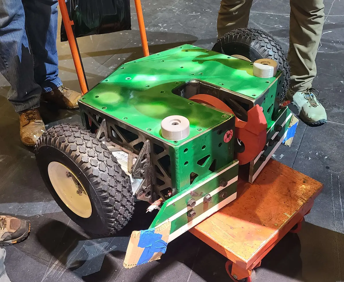 Mudhole Bullfrog | Ultimate Robot Archive Wikia | Fandom