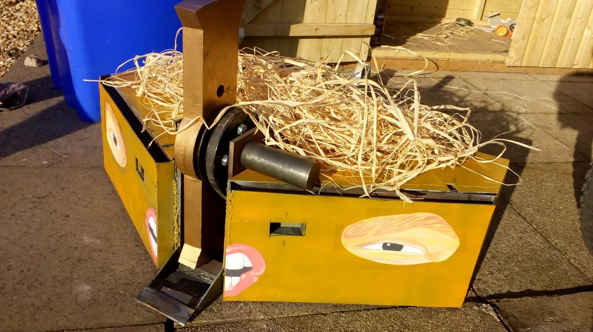 Donald Thump | Ultimate Robot Archive Wikia | Fandom