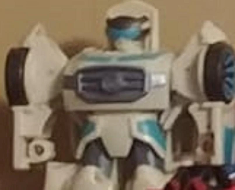 Quickshadow | Ultimate Survivefan23 Studios Wiki | Fandom