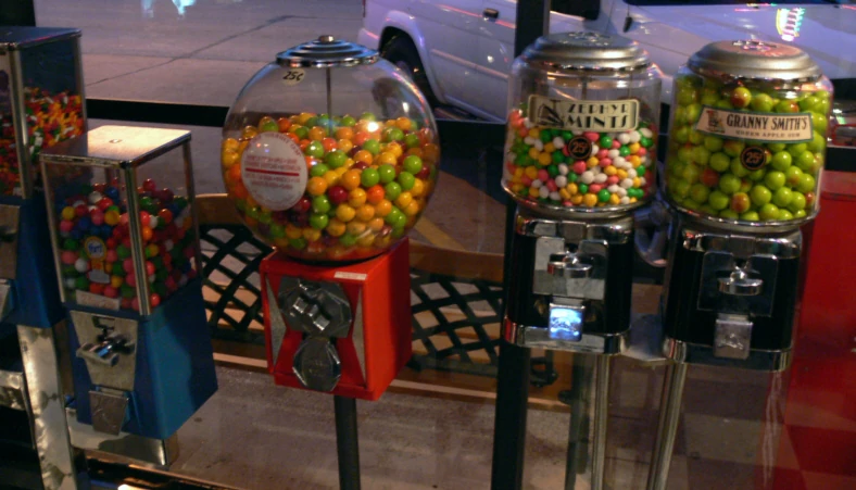Gumball machine | Ultimate Pop Culture Wiki | Fandom
