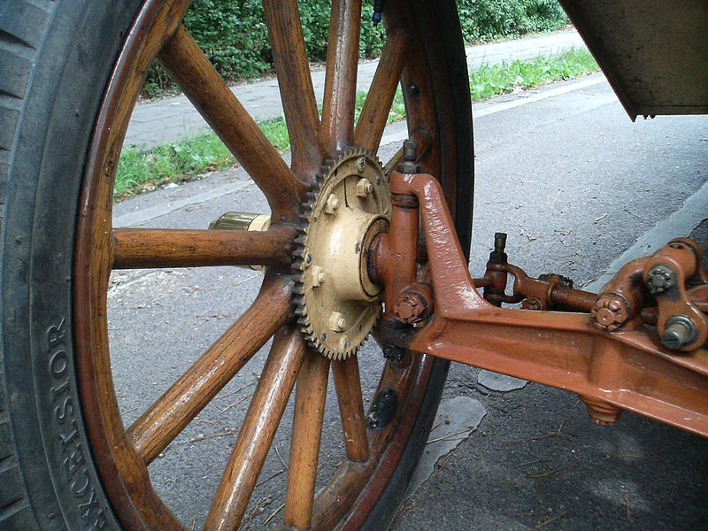 Kingpin (automotive part) | Ultimate Pop Culture Wiki | Fandom