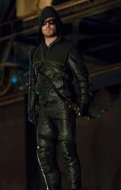 Oliver Queen (Arrowverse) | Ultimate Pop Culture Wiki | Fandom
