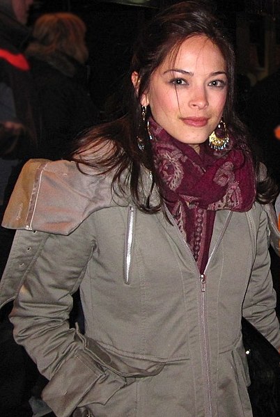 Kristin Kreuk | Ultimate Pop Culture Wiki | Fandom Kristin Kreuk | Ultimate Pop Culture Wiki | Fandom