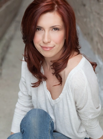 Elizabeth Maxwell | Ultimate Pop Culture Wiki | Fandom