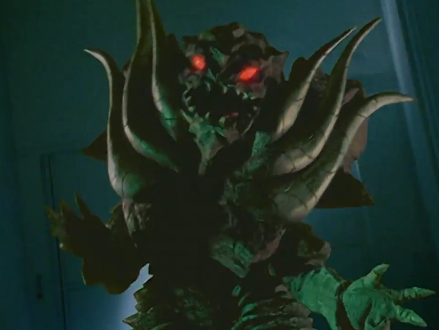 Ultraman Dyna Vs Gyabish