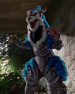 Ultraman Dyna Vs Gyabish