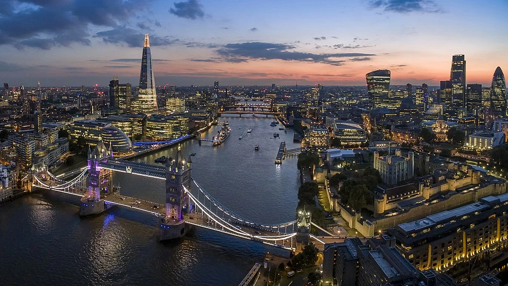 London | Ultra Wiki | Fandom