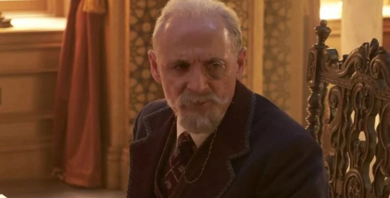 Sir Reginald Hargreeves | Wiki Umbrella Academy | Fandom