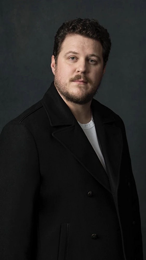 Cameron Britton | Wiki Umbrella Academy | Fandom