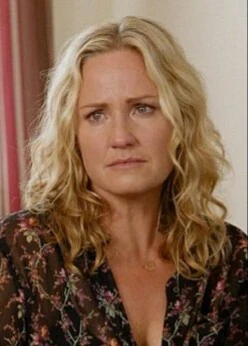 Pauline Rennie | Under the Dome Wiki | Fandom